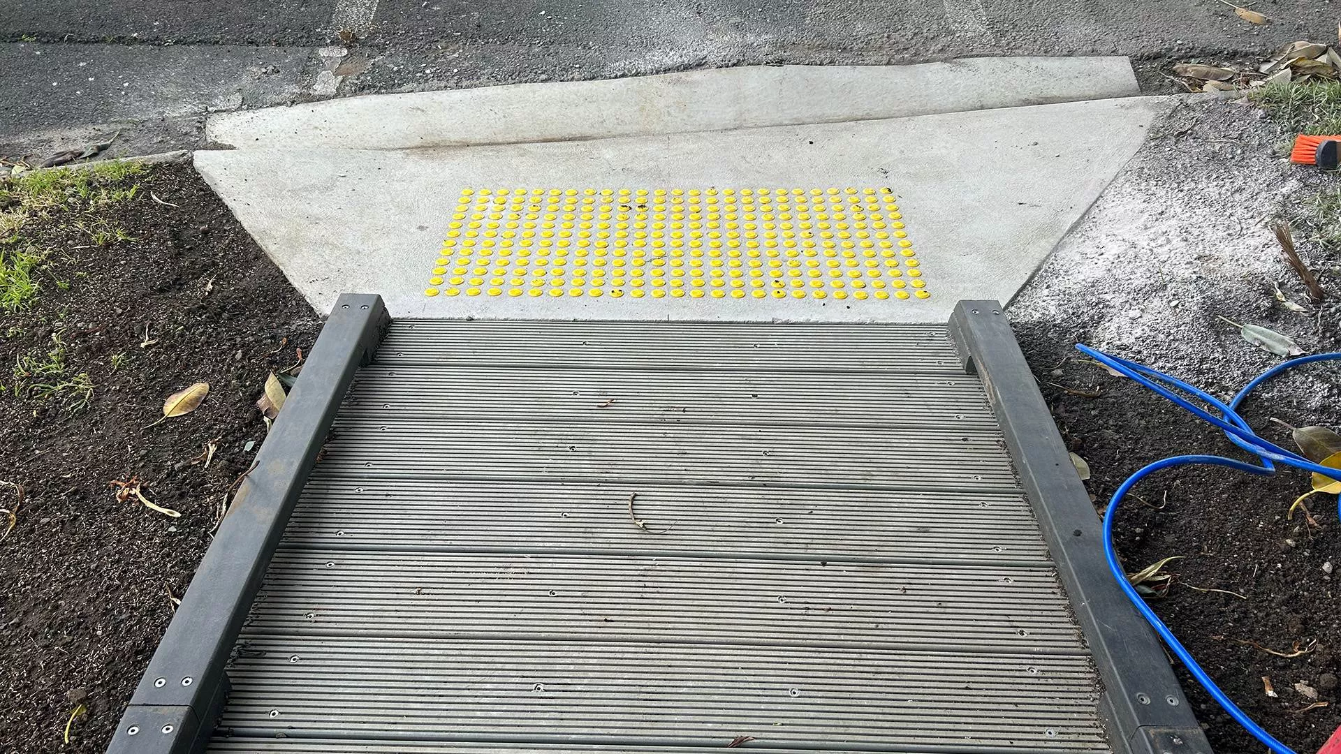 Traffic Light Access Ramp – APR Composites | Australian Composite ...