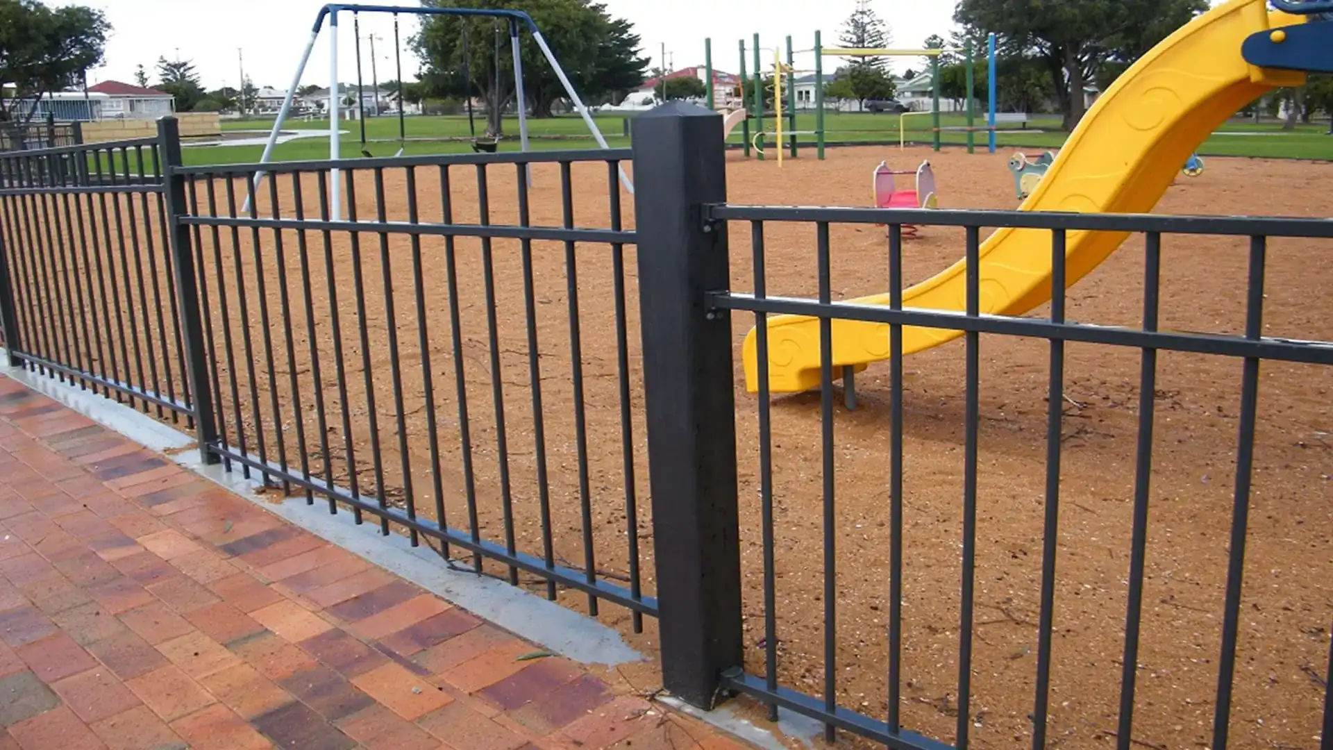 Fence Posts | APR Composites | 08 8359 4999 | Fencing Posts | Fence ...