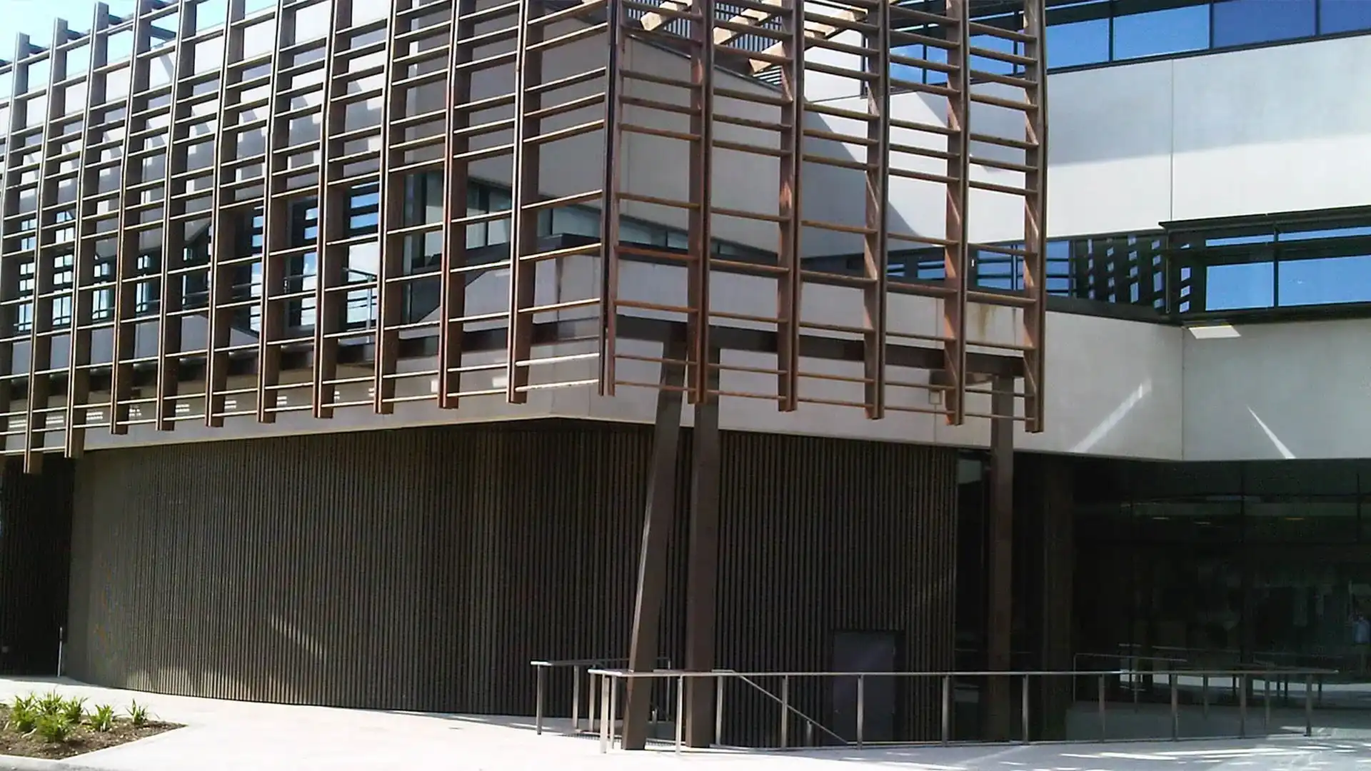 Architectural Screening | APR Composites | 08 8359 4999 | Privacy ...